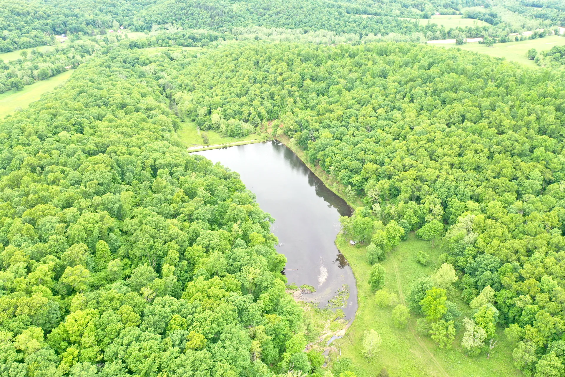 135 Acres With 6 Acre Private Lake Next To Huzzah River | LandHub